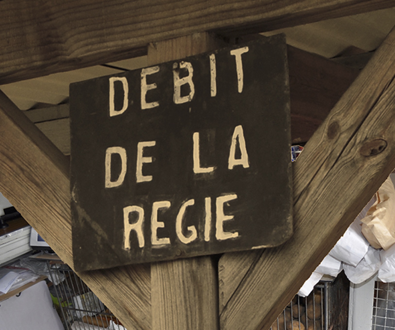 Débit de la régie, l’ancêtre de la supérette en Martinique. - Les ...