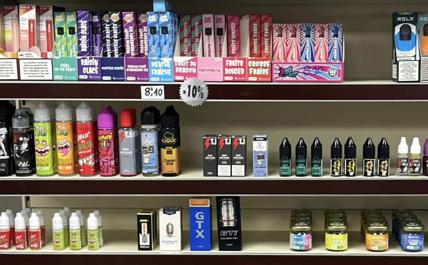 Les Puffs, les nouvelles cigarettes électroniques. - Les Curieux Ainés